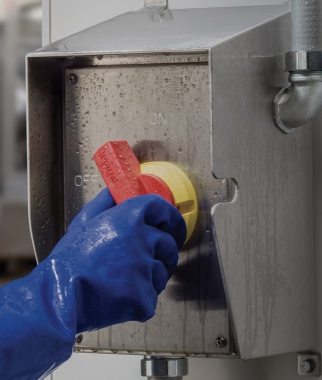 Motor Controllers and Safety Switches | Wiring Devices